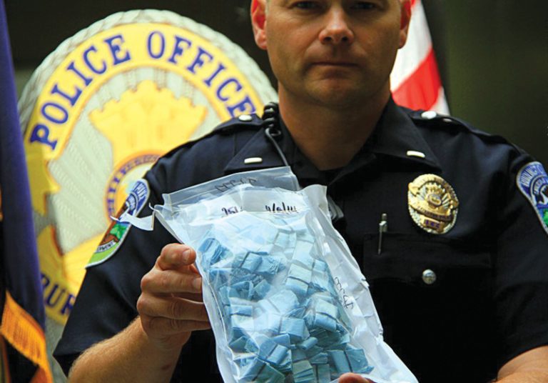 L’ÉPIDÉMIE D’HÉROÏNE AU VERMONT – Police et Judiciaire